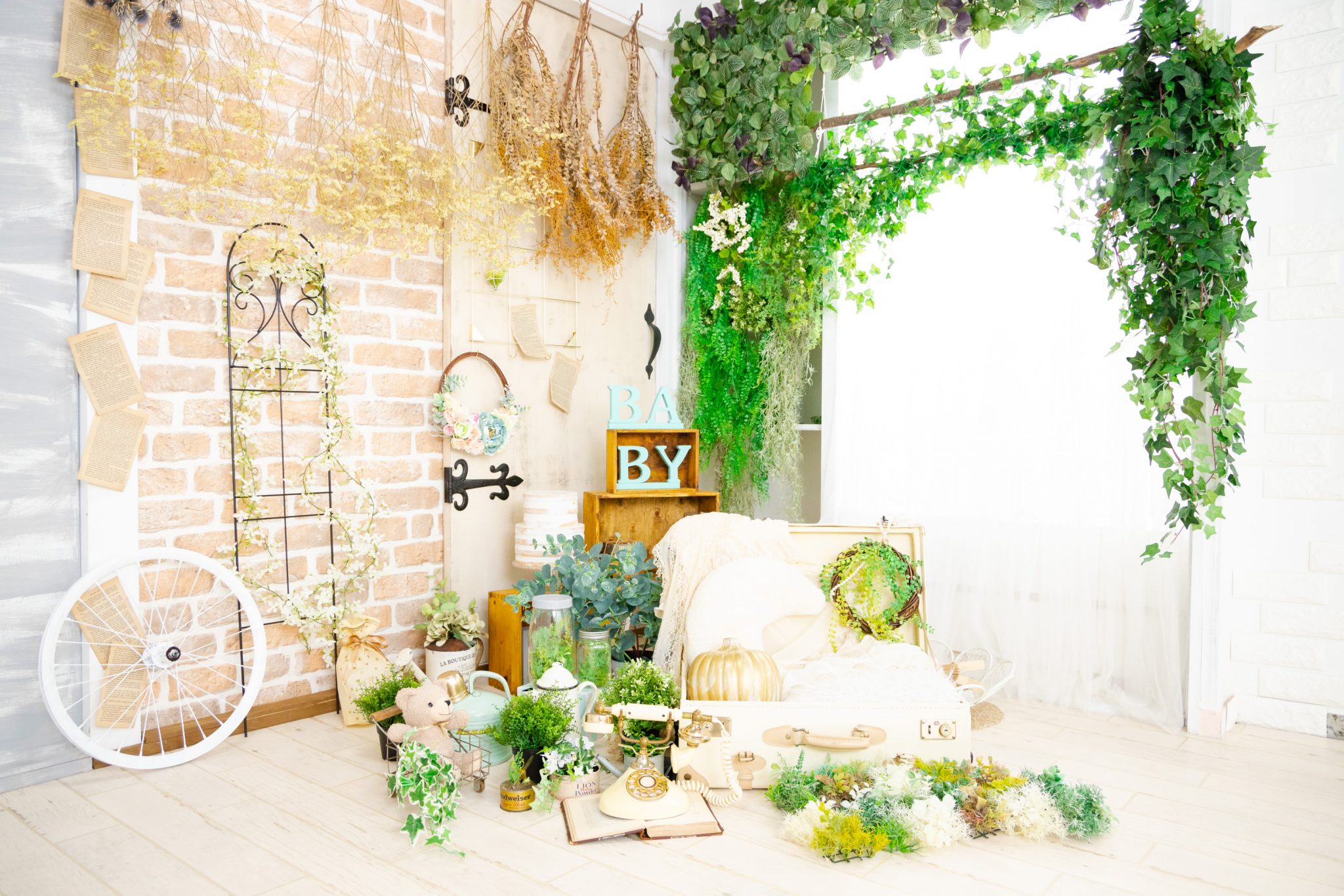 STUDIO | Obata Tomoco 仙台宮城のプロフィール写真撮影はフォトリエで。完全1対1・入替制でプライバシーを確保。ビジネス・婚活・宣材用など。写真が苦手な人でも安心です。